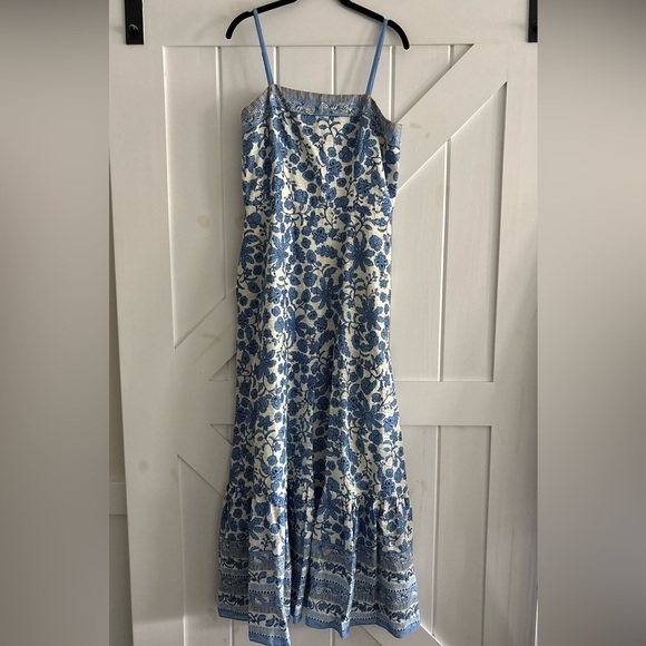 Taylor | Dresses | Taylor Blue And White Floral Midi Dress | Poshmark